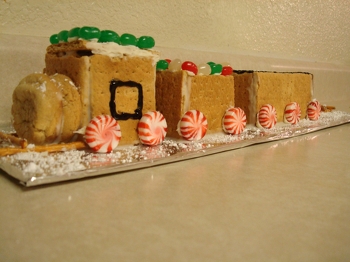 Construct an Edible Holiday Train | Activity | Education.com